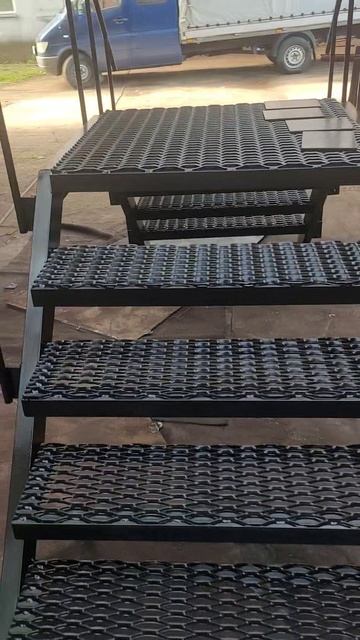 Лестница переходная I Металлическая лестница I Промышленая лестница металлическая