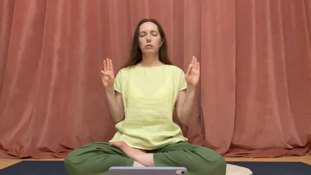 Мудра усиливающая солнечную (мужскую) энергию