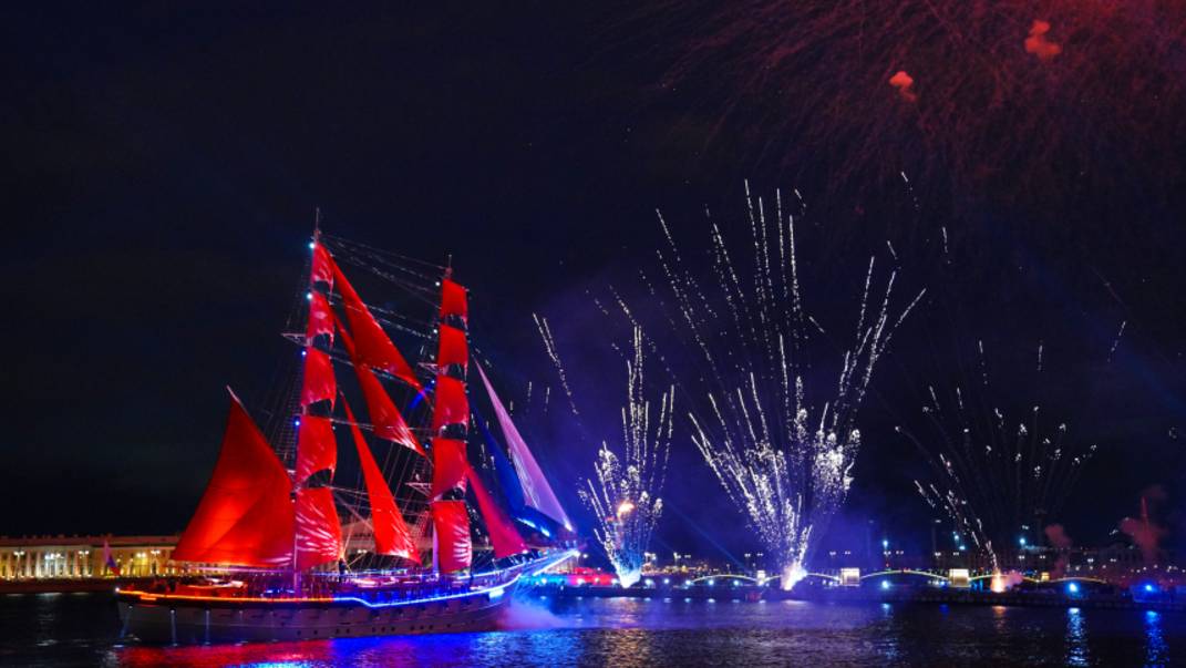 Мечтают вернуться: иностранные гости поделились впечатлениями от «Алых парусов»