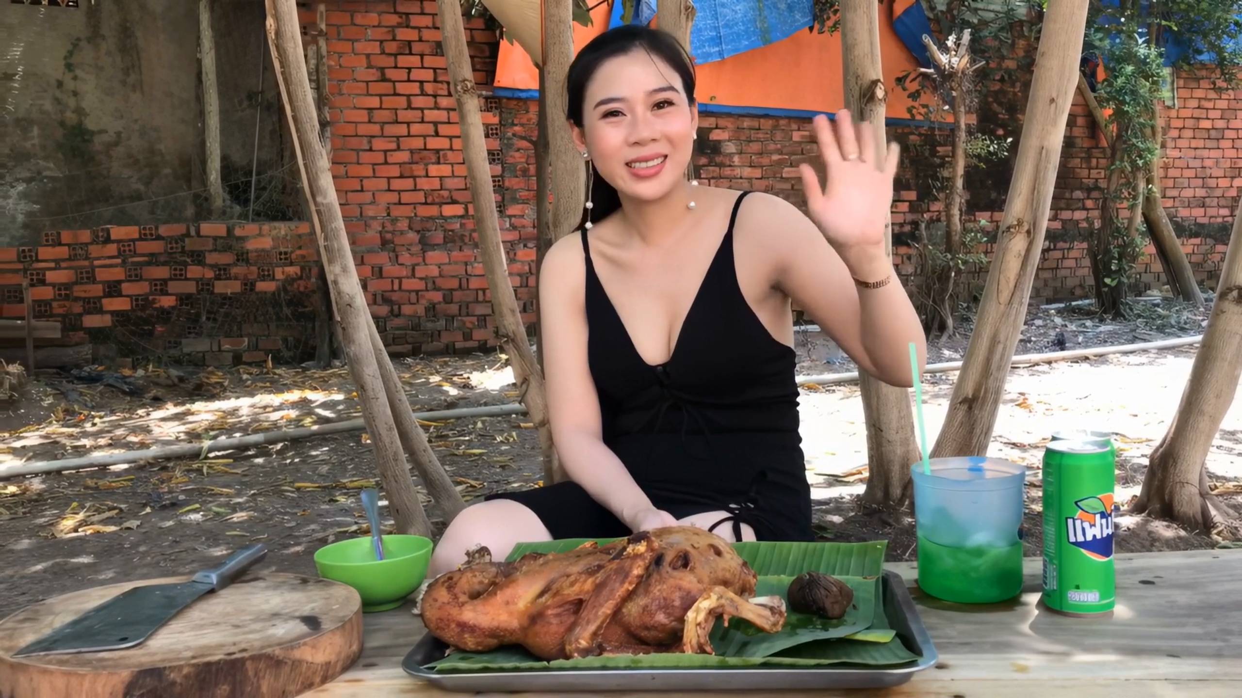 ПОТРЯСАЮЩАЯ КУЛИНАРИЯ ｜готовим жареную утку с лемонграссом и перцем чили