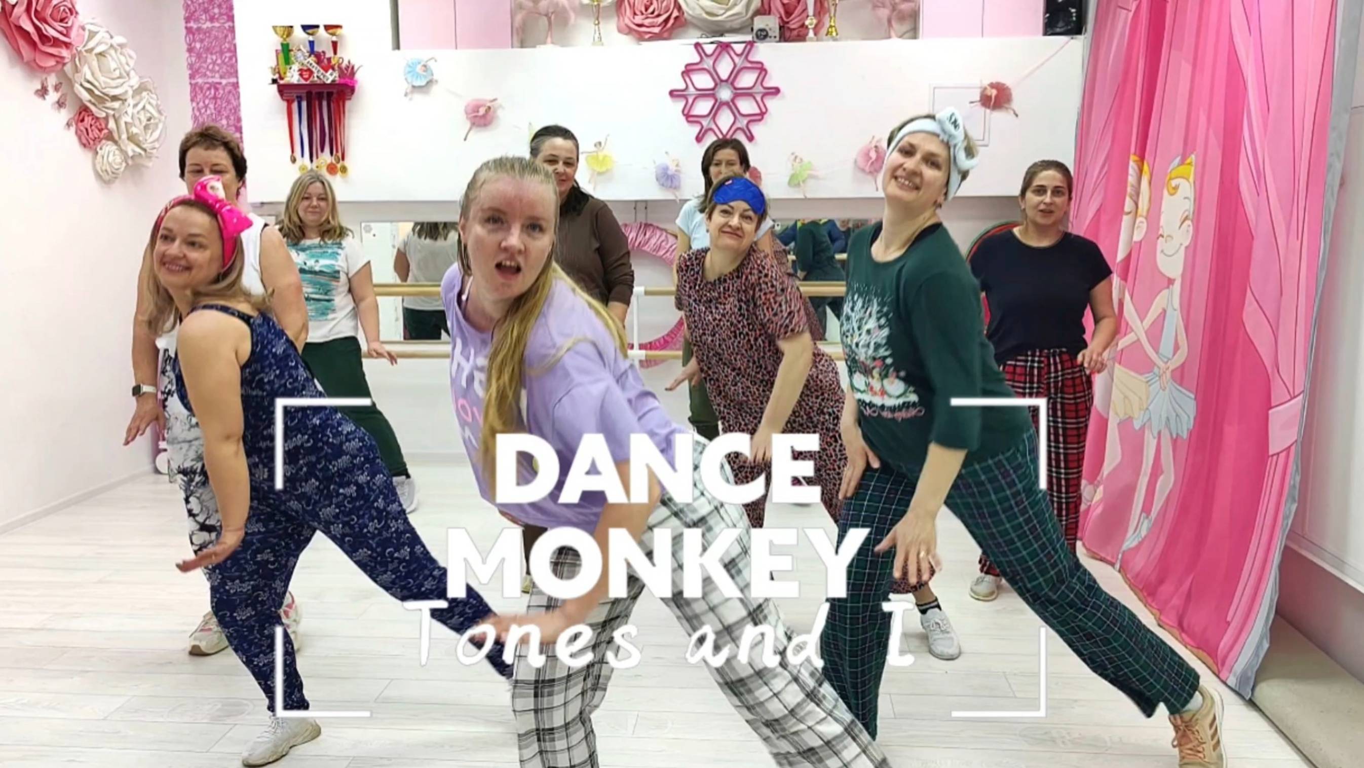 Dance Monkey 🙈 🔥 /ZUMBA RHYTHMS/ DVIZH112