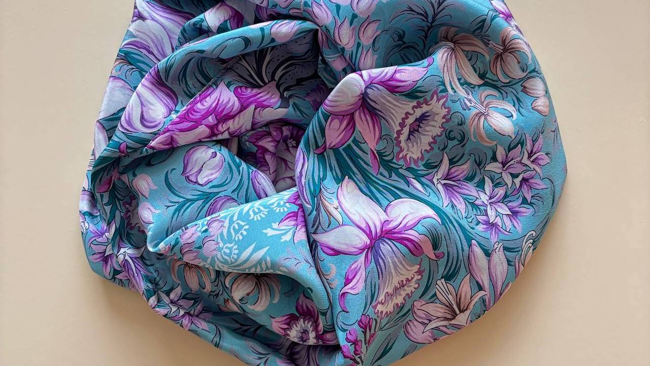 Шёлковый снуд "После дождя" из павловопосадского платка