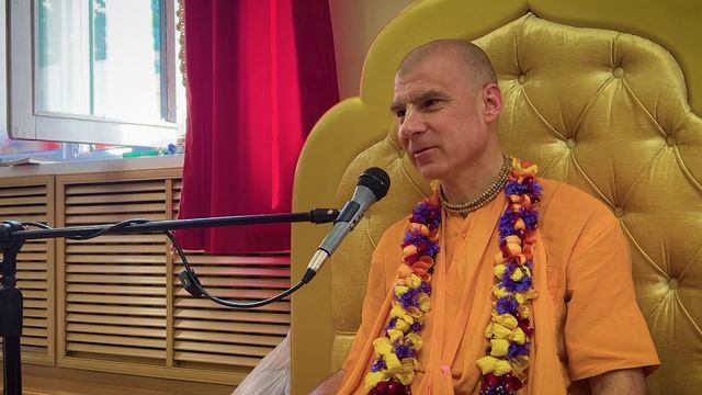 Чем опасно невнимательное повторение Джапы? Что означает Воспевание Святого Имени?