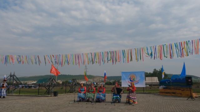 ЭБТЭЙ БАЙХАДАА ХҮСЭТЭЙБДИ! - В ЕДИНСТВЕ  НАША СИЛА!