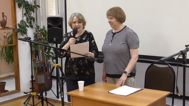 Елена Новикова открывает вечер