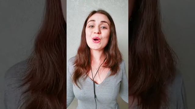 Кавер на песню Надежды Кадышевой "Плывёт веночек"