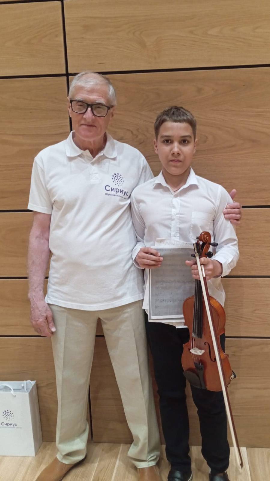 Серафим Тарбеев "Романс васильков" Исполняет автор.mp4