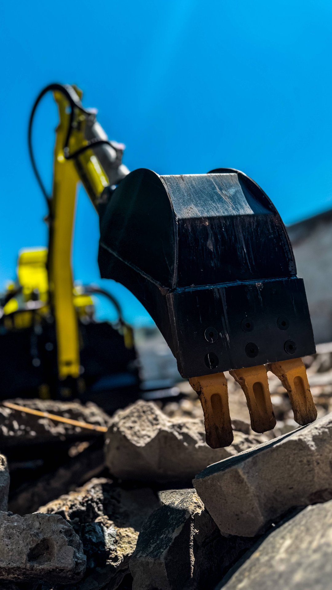 ЭКСКАВАТОР УЖЕ В ПРОДАЖЕ НОВОЕ НАВЕСНОЕ ОБОРУДОВАНИЕ НА МИНИ ПОГРУЗЧИК МАКСТЕМ СДЕЛАНО В РОССИИ