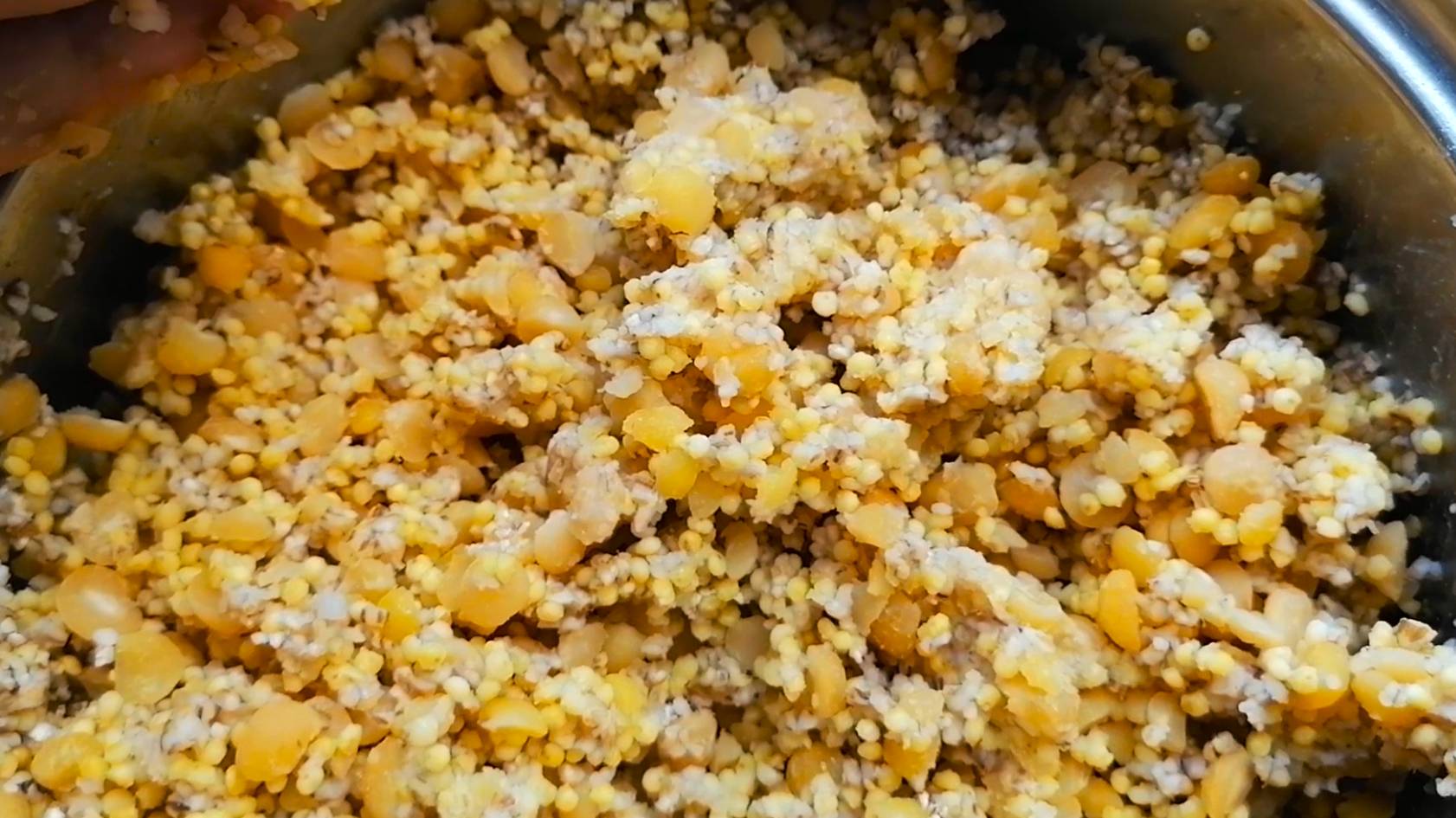 МЕДОВАЯ ГОРОХОВАЯ КАША ДЛЯ ЛЕЩА! Как сварить кашу для рыбалки (2021 год)