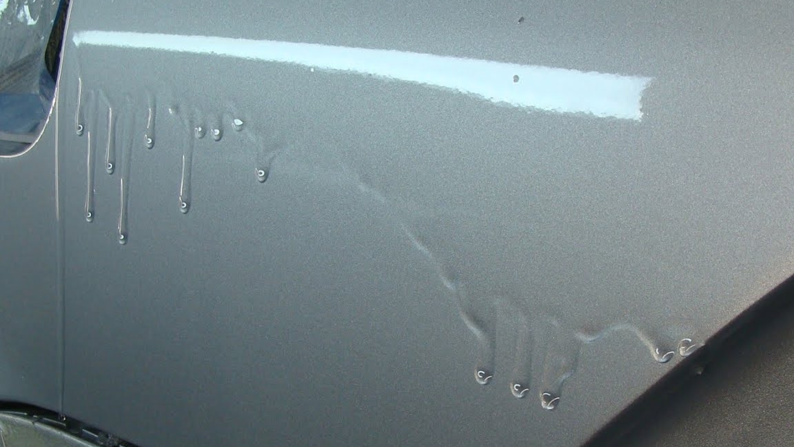 Убрать подтек по лаку