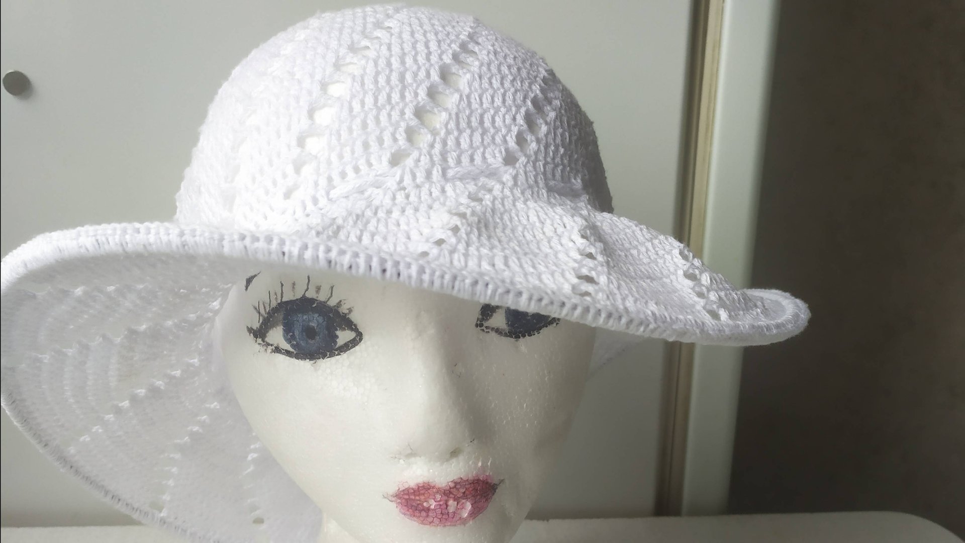 ШЛЯПКА СПИРАЛЬКА. РОДИЛАСЬ ПРАВНУЧКА.