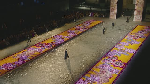 Показ коллекции Dior осень 2023