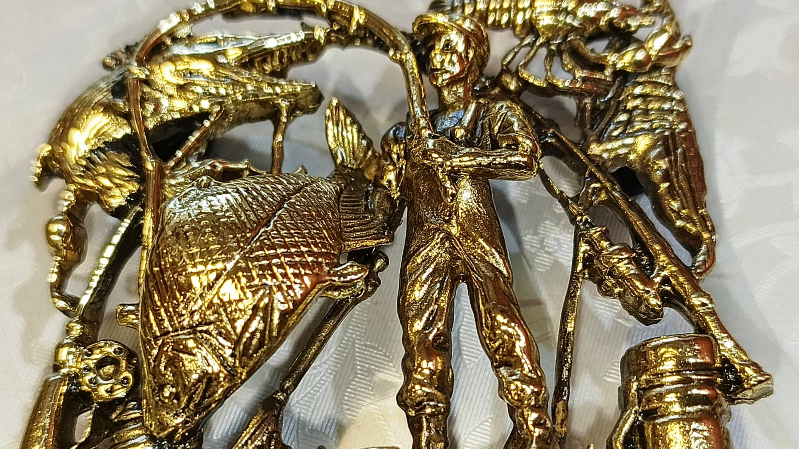 Литье накладка «РЫБАК», художественное литье (латунь), Народные украшения