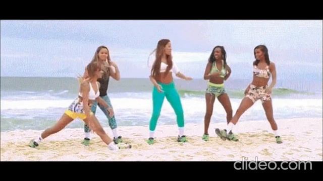 Евгений Кузин-Кекс на пляже.