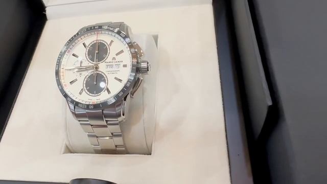 Часы наручные Maurice Lacroix PT6038-SSL22-130-1