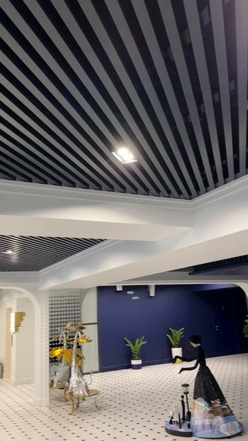 Театр кукол в Уфе, 2024 г | Реечный потолок, освещение, стены # 1