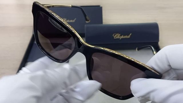 Солнцезащитные очки Chopard 272S 700F