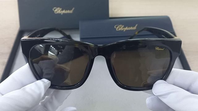 Солнцезащитные очки Chopard 272S 700F