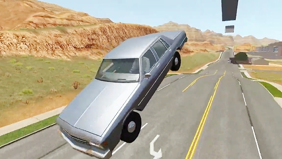 Огромная рампа какая машина сможет выжить? 200 км/ч об асфальт 10 Кувырков и куча переворотов