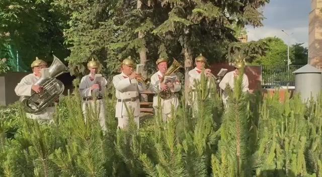 песня "В Кейптаунском порту" - оркестр пожарных