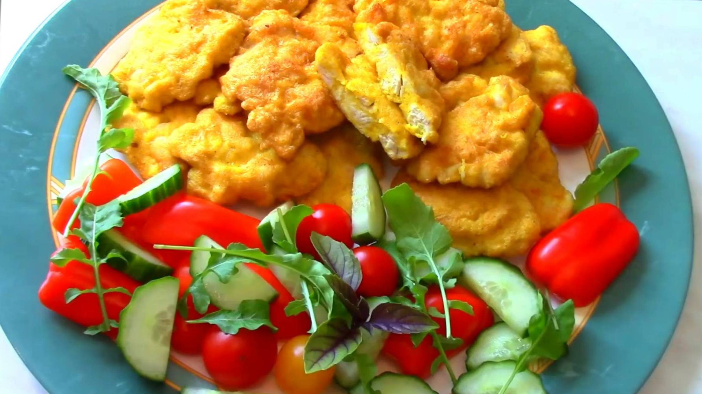 Нежные куриные котлеты.