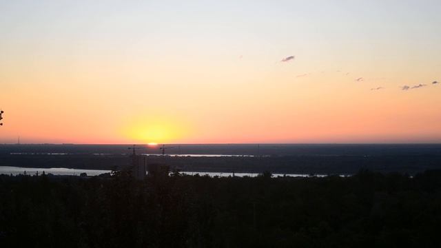 Рассвет над Волгой