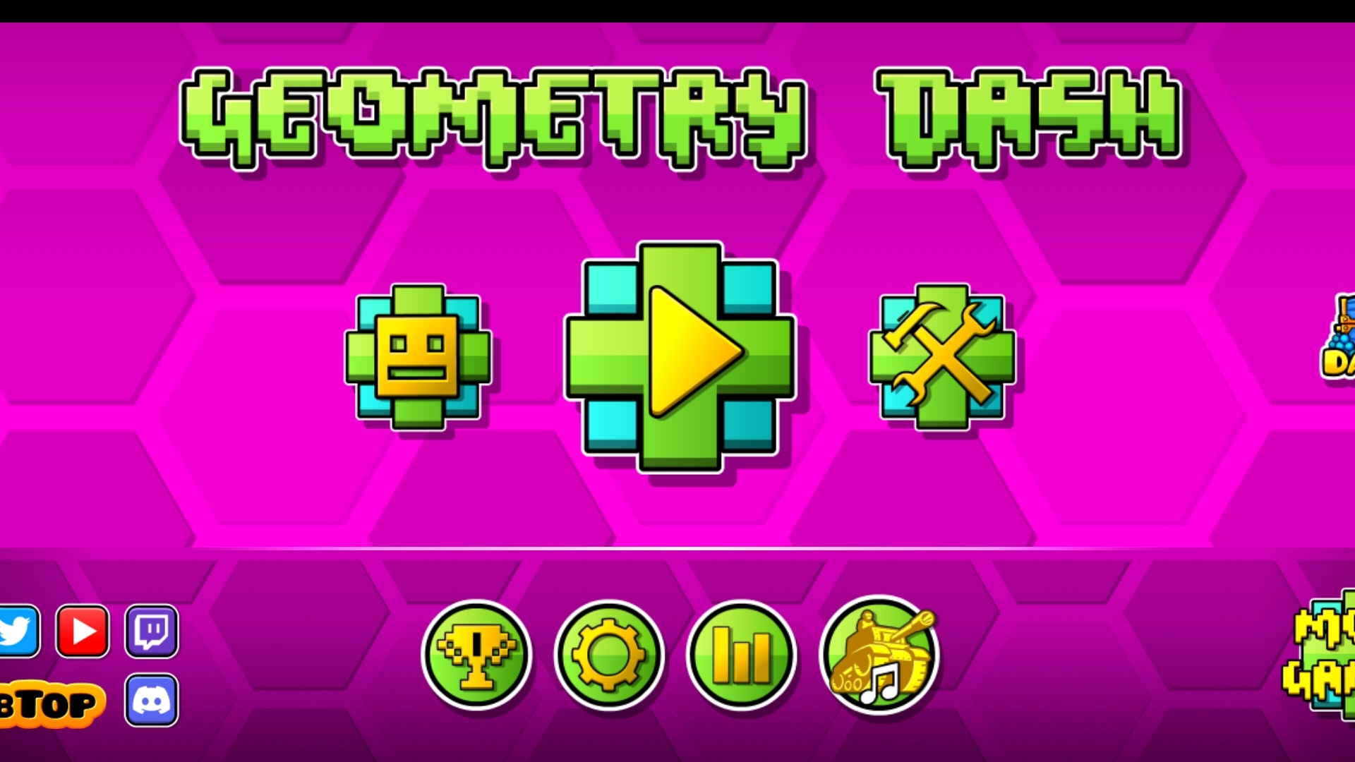 Играю в geometry dash. Прохожу все уровни.