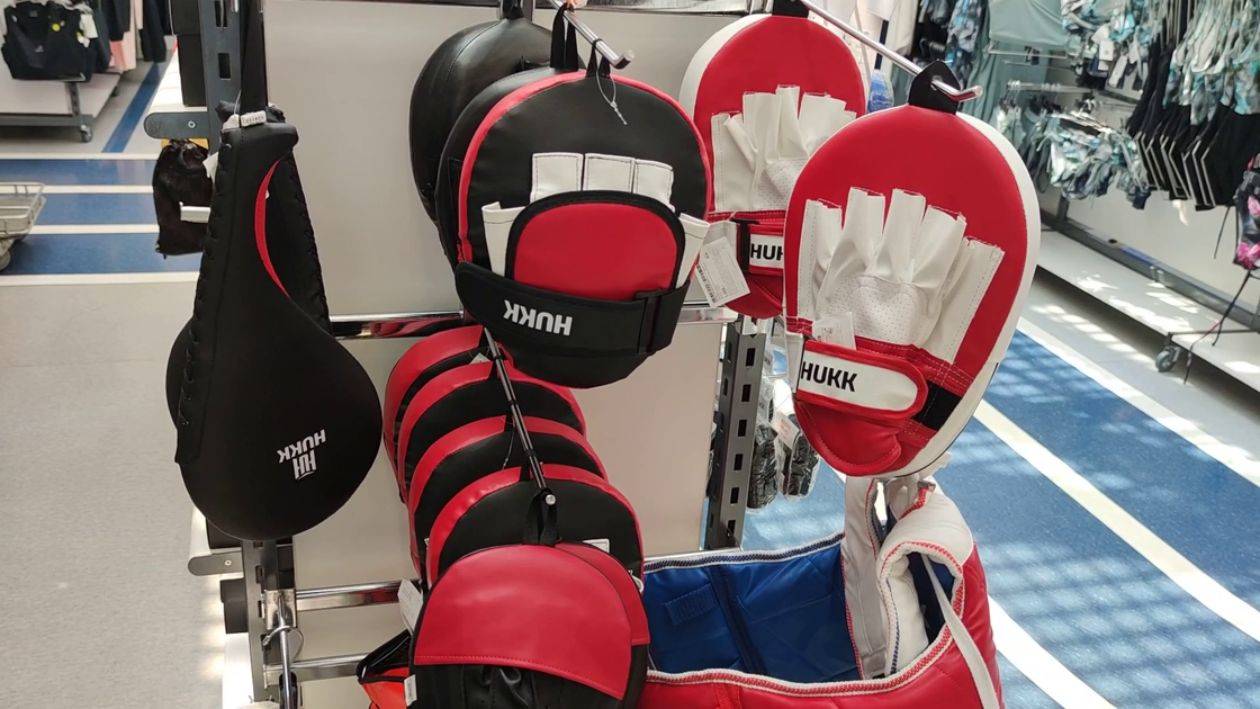 #обзор из СПОРТМАСТЕР разная защита лапы кимоно перчатки 2025