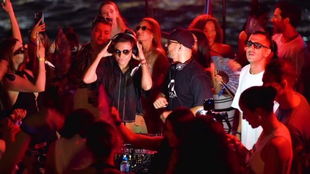 Andrey Exx, TuraniQa @dxbboatparty @technoandchill