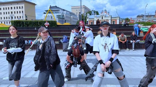 [K-POP IN PUBLIC] Stray Kids  - Easy dance cover by DC CREW | Аня Уткина