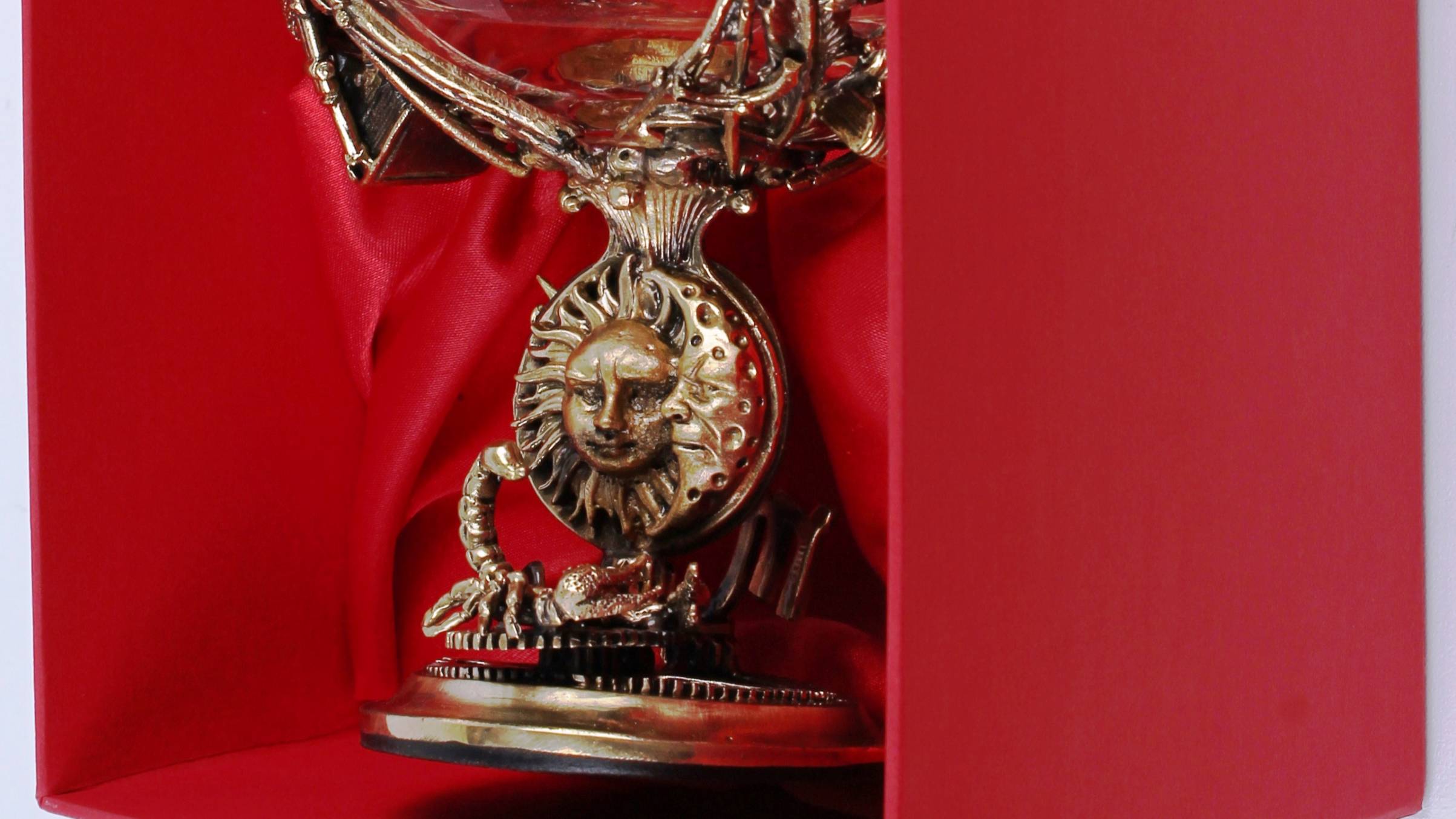 Бокал для коньяка, виски или бренди, знак зодиака «Скорпион»