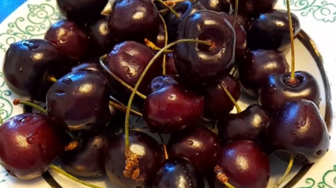 20250702_173122_001 Сезон черешни. Не ягода, а счастье!