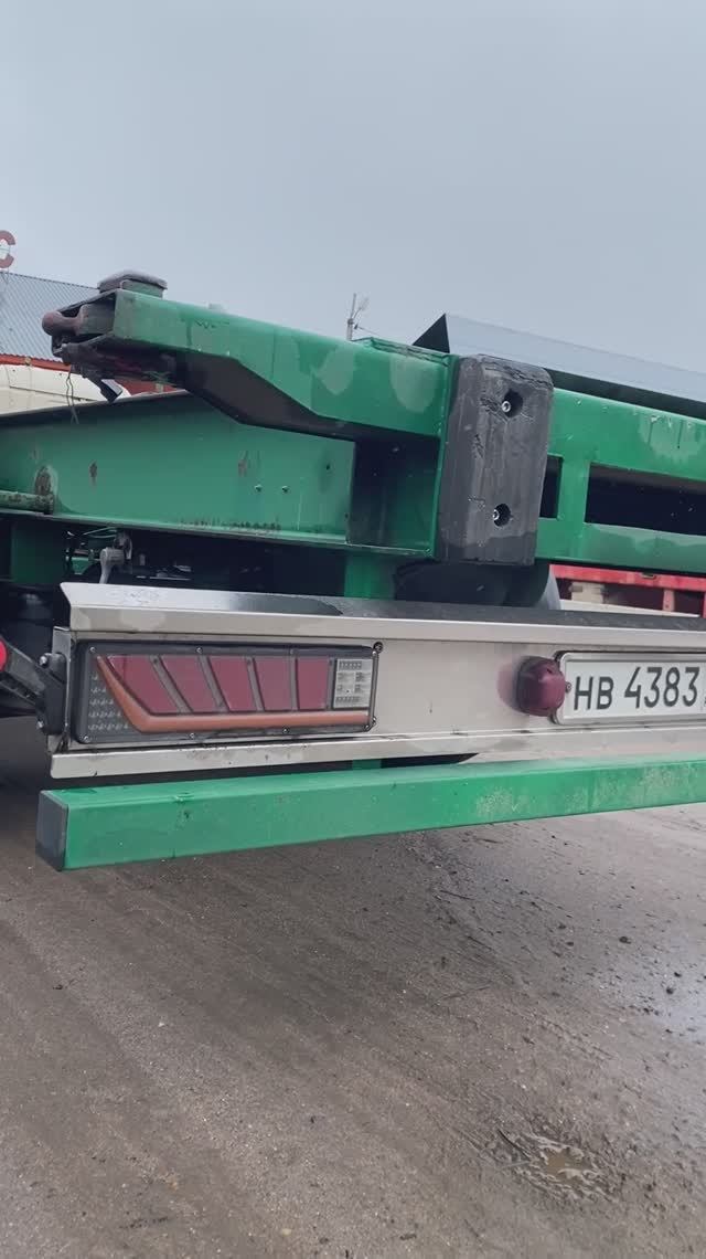 Бампер MT900109NN из зеркальной нержавеющей стали. Накладка бруса противоподкатного из  нержи.