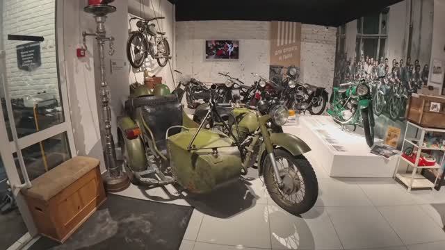 Ижевские мотоциклы. Экспозиция частного Мотомузея Кожушковых  в городе Ижевске