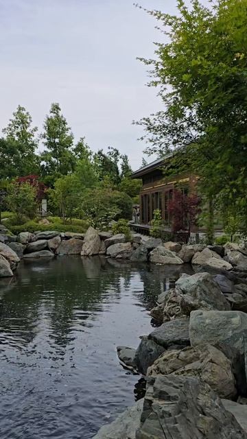 Тройной водопад и Храм на опорах Какэдзукури-но-Мидо