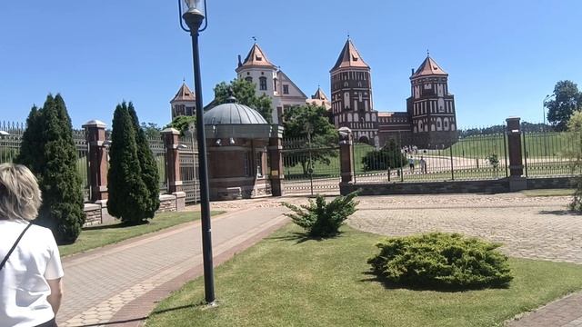 1000071023  Мирский  Замок.mp4