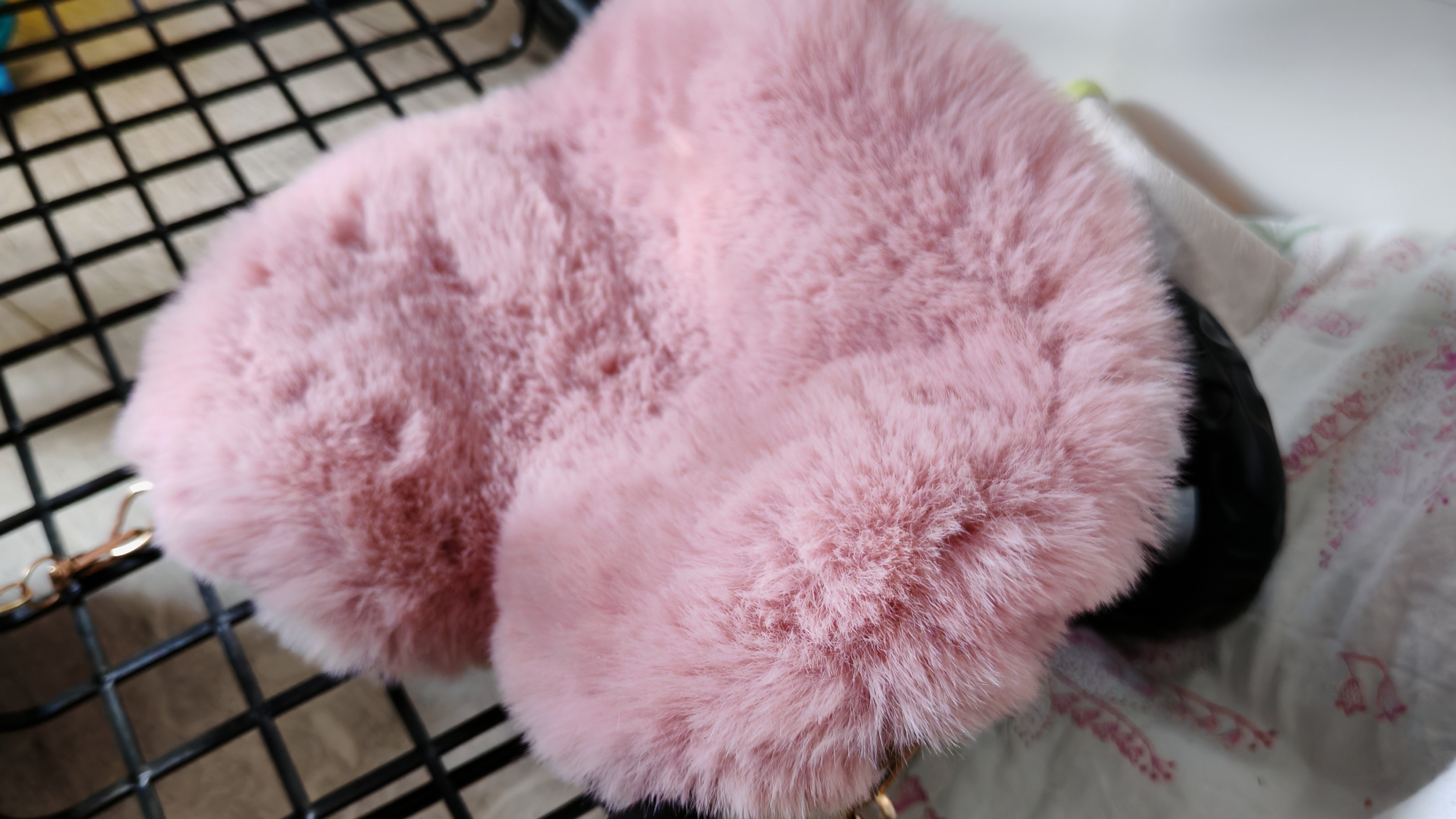 играем в детскую сумочку для девочек