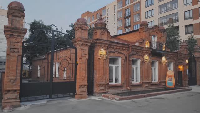 Старинные дома Новосибирска / Особняк с мезонином нач. ХХ в.