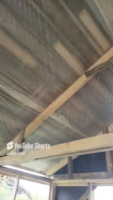 Чем покрыта крыша?