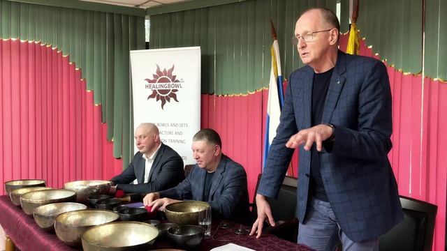 Хромов А.Н. мануальный терапевт на презентации Healingbowl в постпредстве Калмыкии в Москве