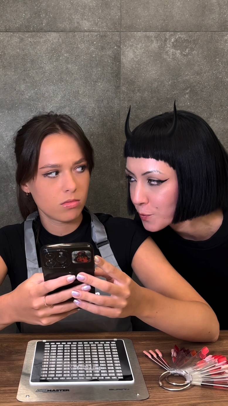 А кого выберешь ты? 👼💅🏻

Выбирай СТИЛЬ, КОМФОРТ и заботу о ЗДОРОВЬЕ вместе с AirMaster ASSISTANT