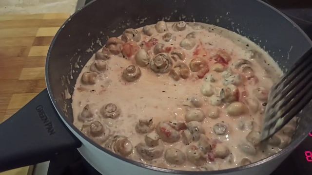 День матери 2022