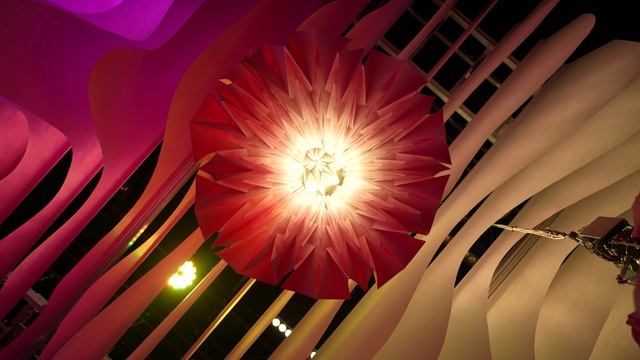 Кинетический светильник Kinetic Form: цветок-оригами