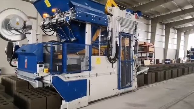 Вибропресс передвижной многорядный для стенового блока|2xZenith 940 для бетонного блока