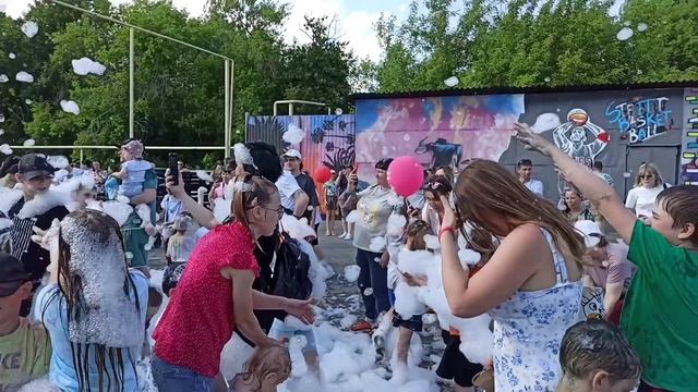 Первый день лета 2025