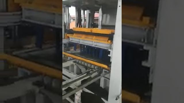 Автоматический вибропресс для тротуарной плитки|QT10  в Найроби для газонной решетки