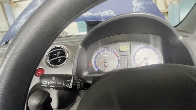 1555 HONDA STREAM RN6 2010 год.