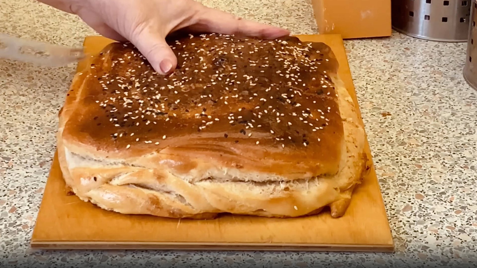 Домашний слоёный хлеб