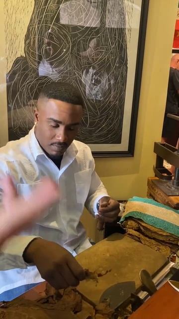 Как скручивают кубинские сигары, Гавана, Куба