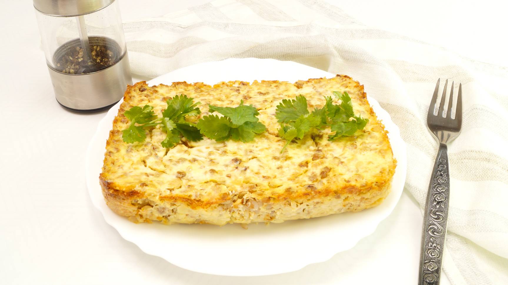 Запеканка с гречневой кашей и творогом. Крупеник из гречки. Простой рецепт